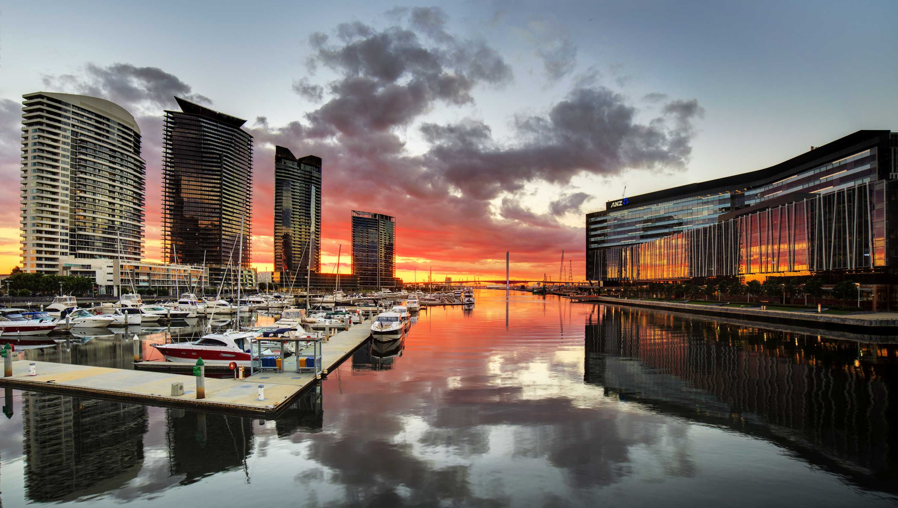 The unofficial history of Melbourne's Docklands - ABC listen