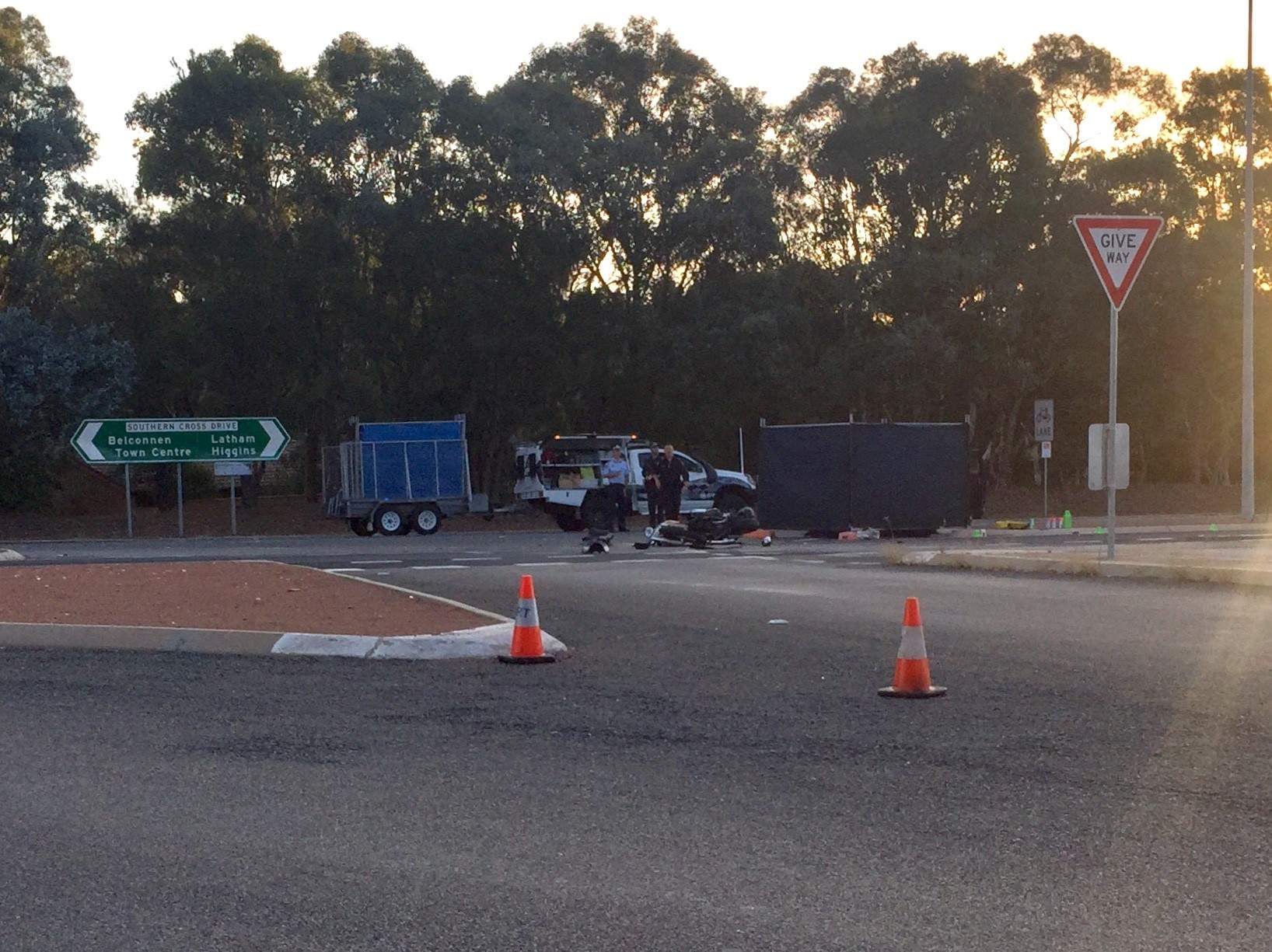 Canberra motorcyclist dies in crash - ABC News