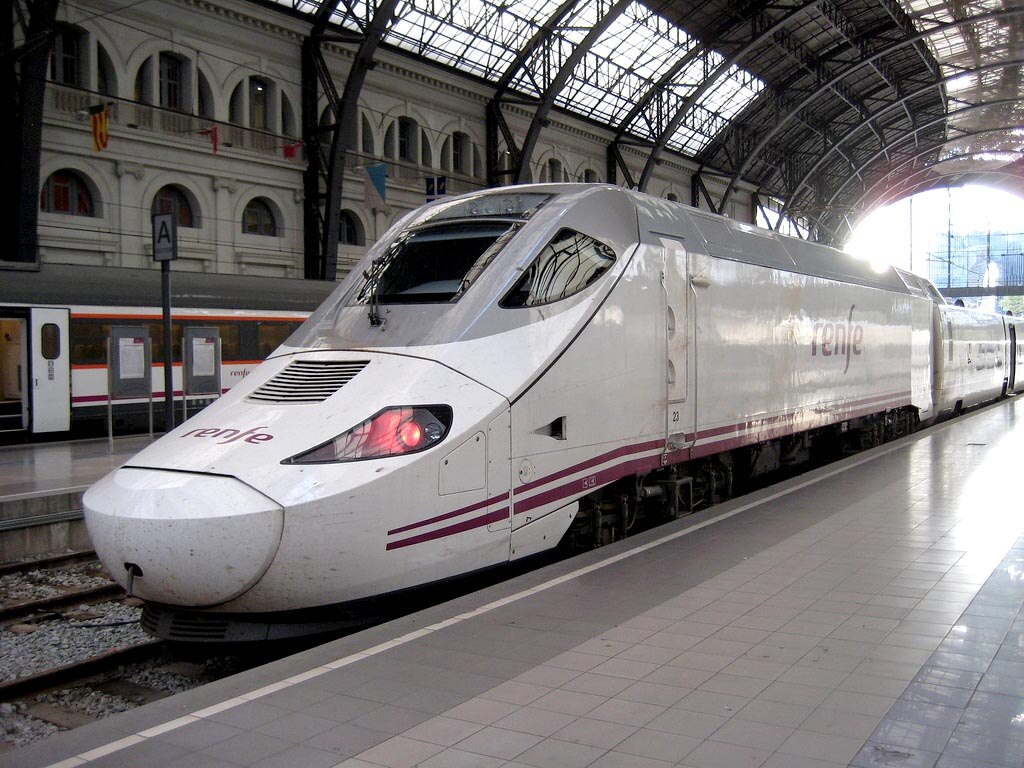 The old and the new of very fast trains - ABC listen