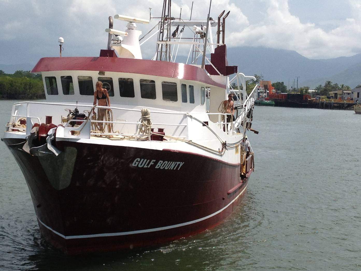 Woman on prawn trawler sets course to be skipper and prawn hunter in ...