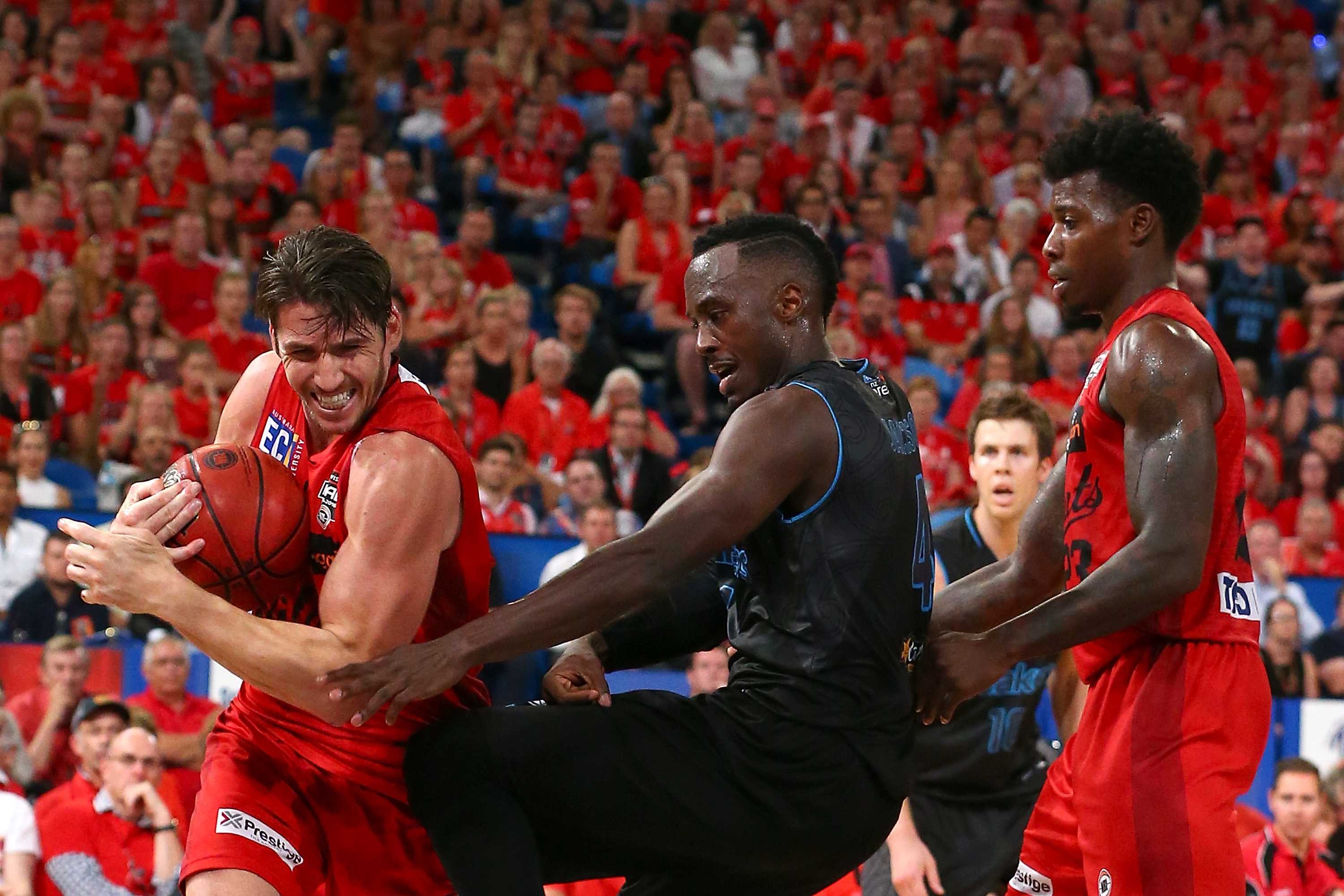Perth Wildcats beat New Zealand Breakers in NBL grand final game one ...