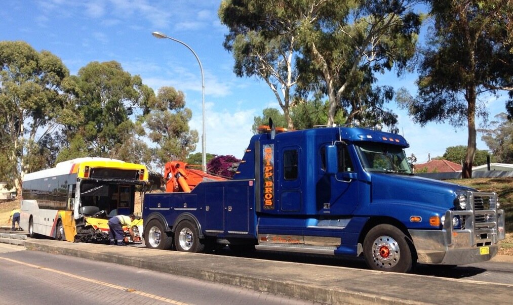 Three injured in Paradise Interchange bus crash - ABC News