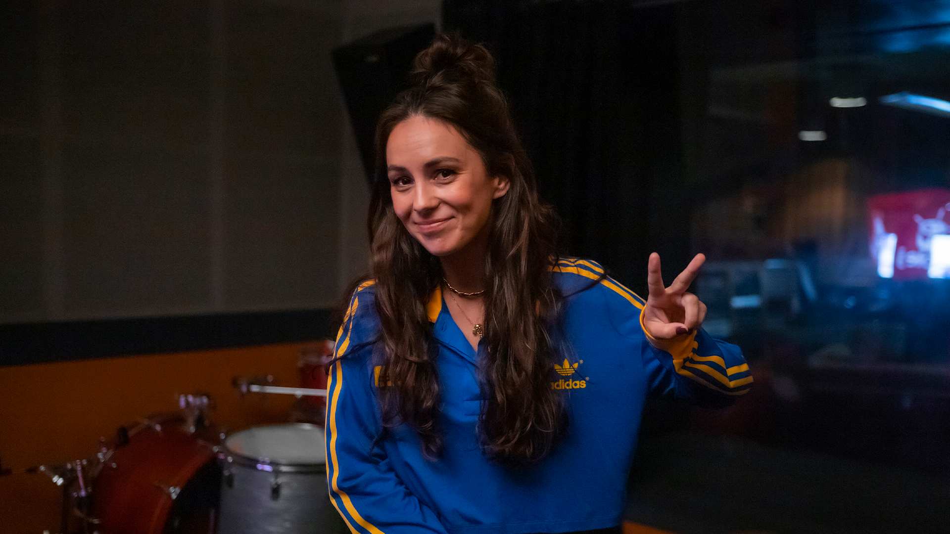 Amy Shark kicks off new era with 'Only Wanna Be With You' - triple j