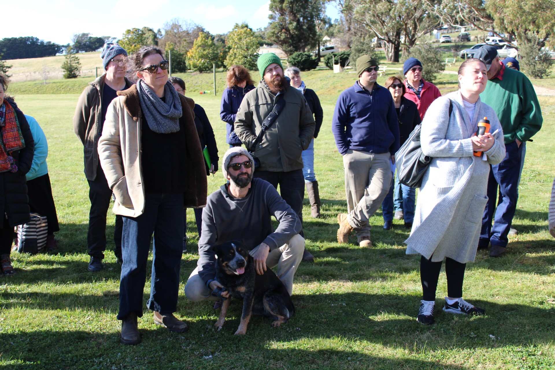 How's the serenity? Stephen Curry from The Castle joins farmers' fight ...