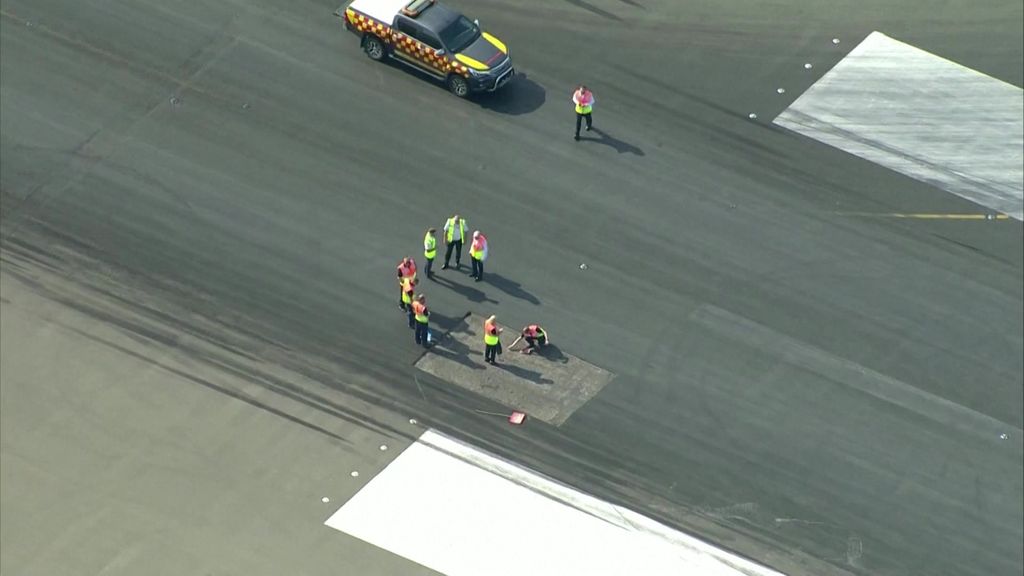 Melting tarmac halts flights as temperatures rise across the UK - ABC News