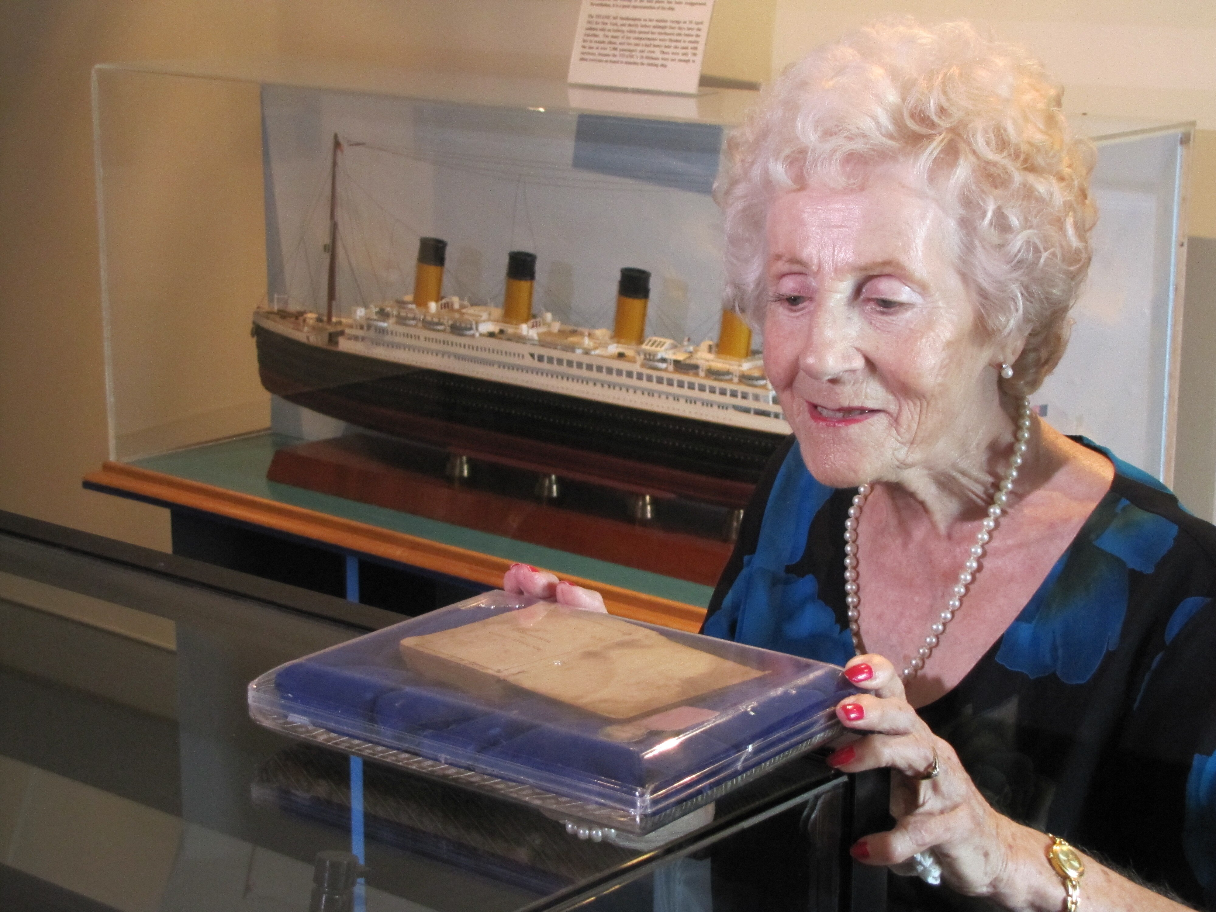 Survivor's daughter remembers Titanic tragedy - ABC News