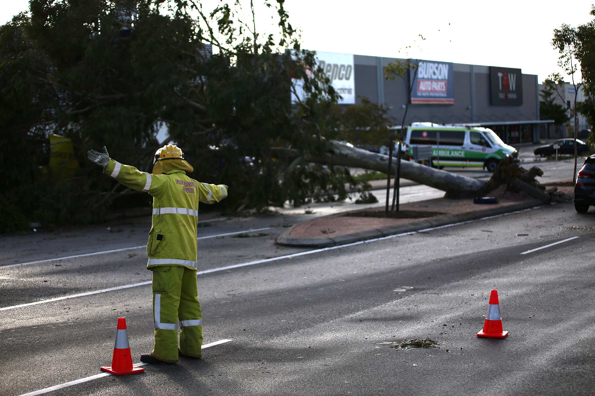 Perth storm damages homes, brings down trees and causes peak-hour ...