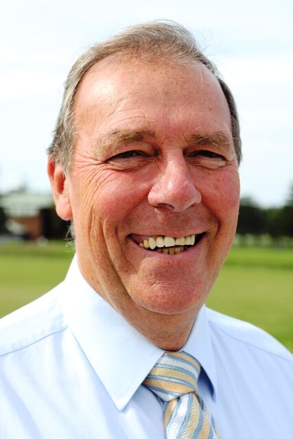 Tate congratulated on long service to the city - ABC News