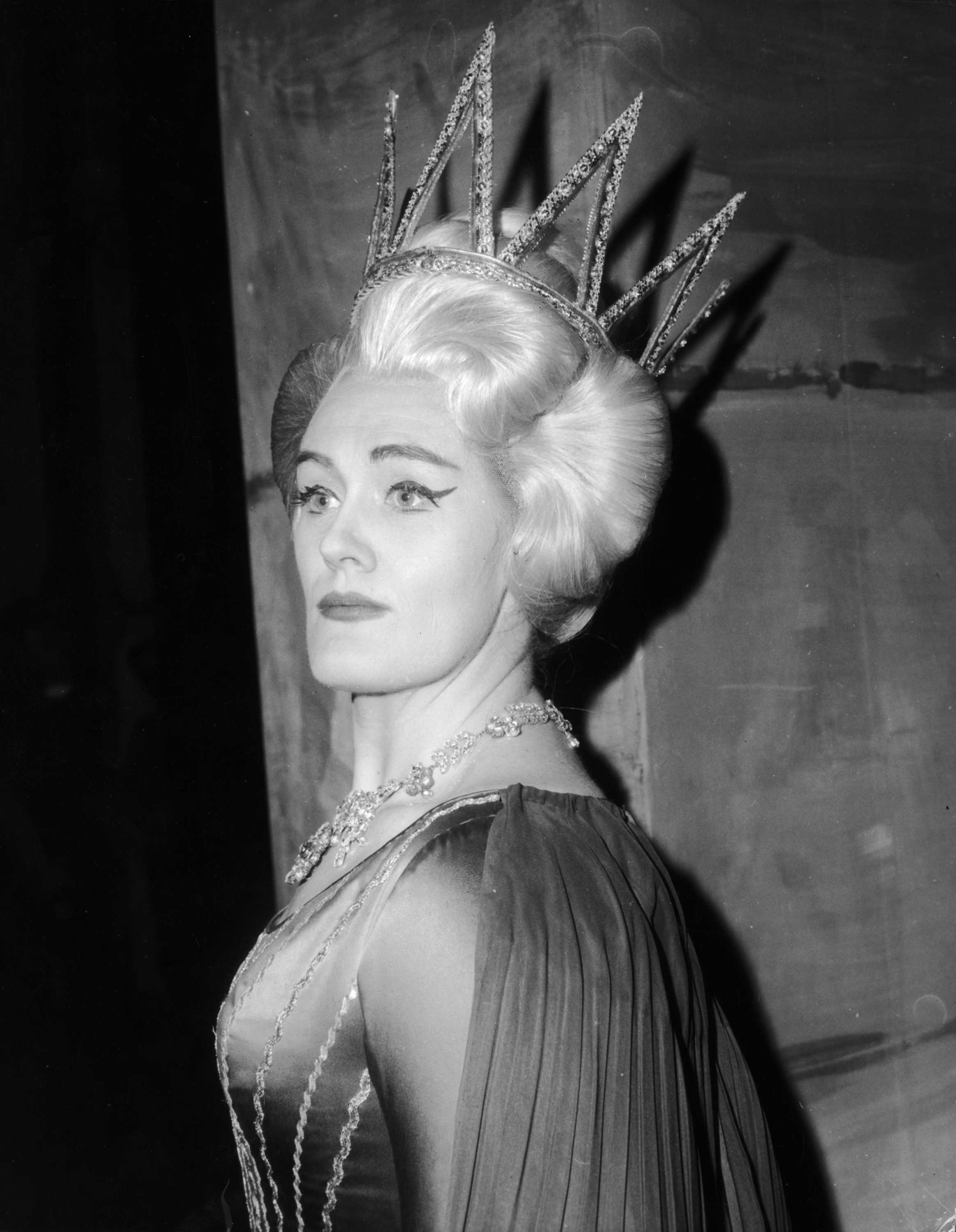 Heroes: Jane Edwards on Dame Joan Sutherland - ABC listen