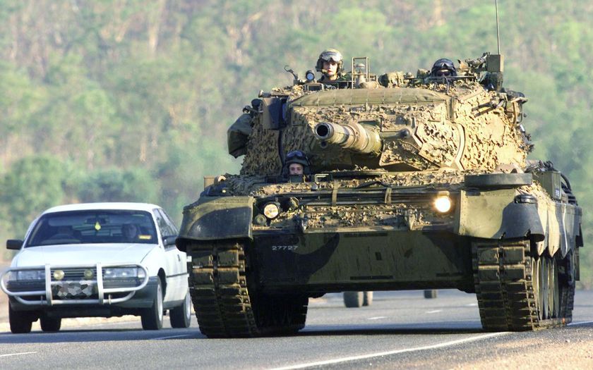 Leopard Tanks free to good homes in Army giveaway - ABC News