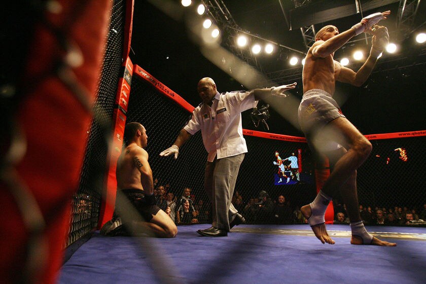 MMA cage fighting: Victorian Government to lift ban on octagon - ABC News