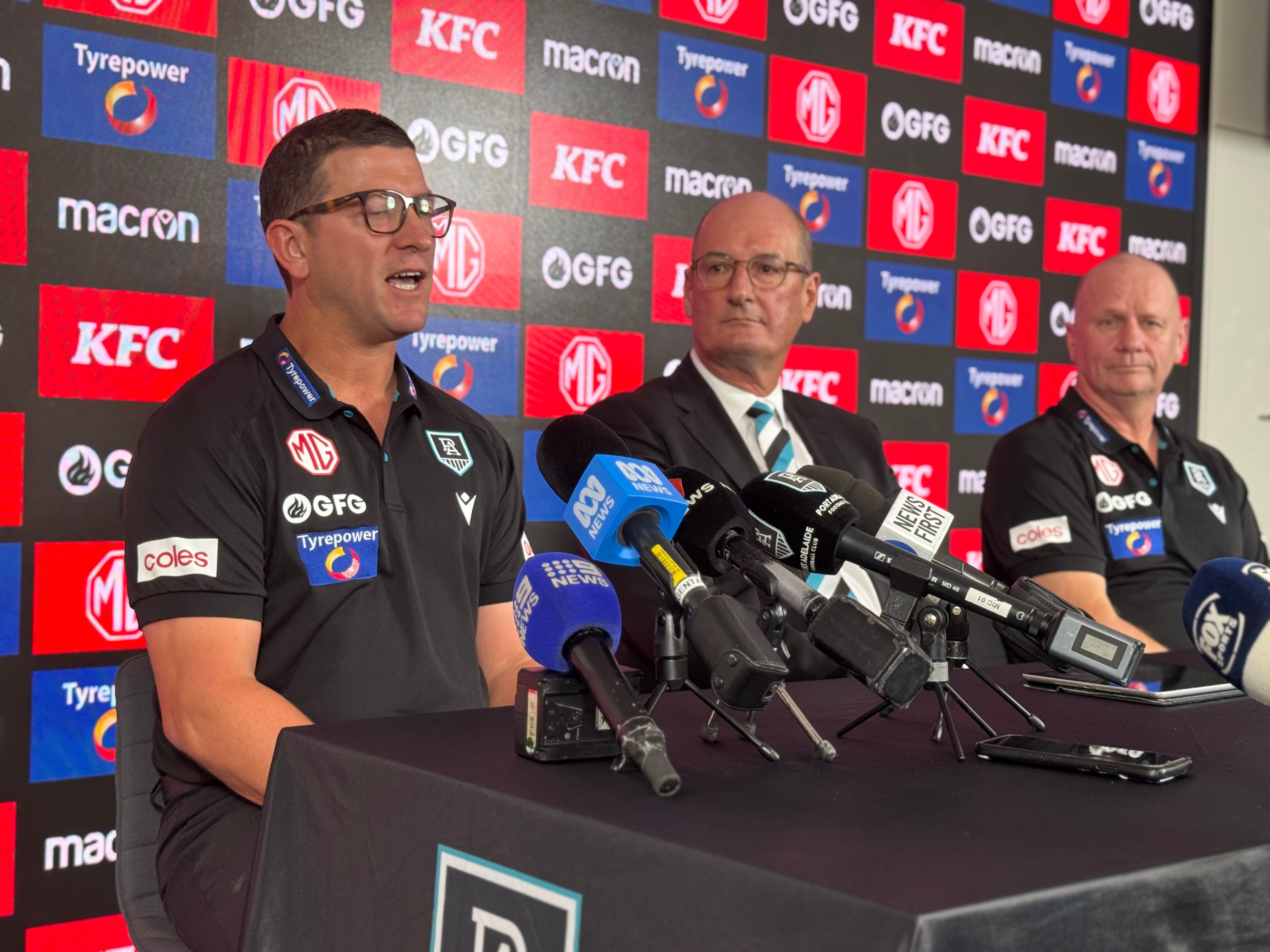 Port Adelaide coach Ken Hinkley to step down at end of 2025 season as ...
