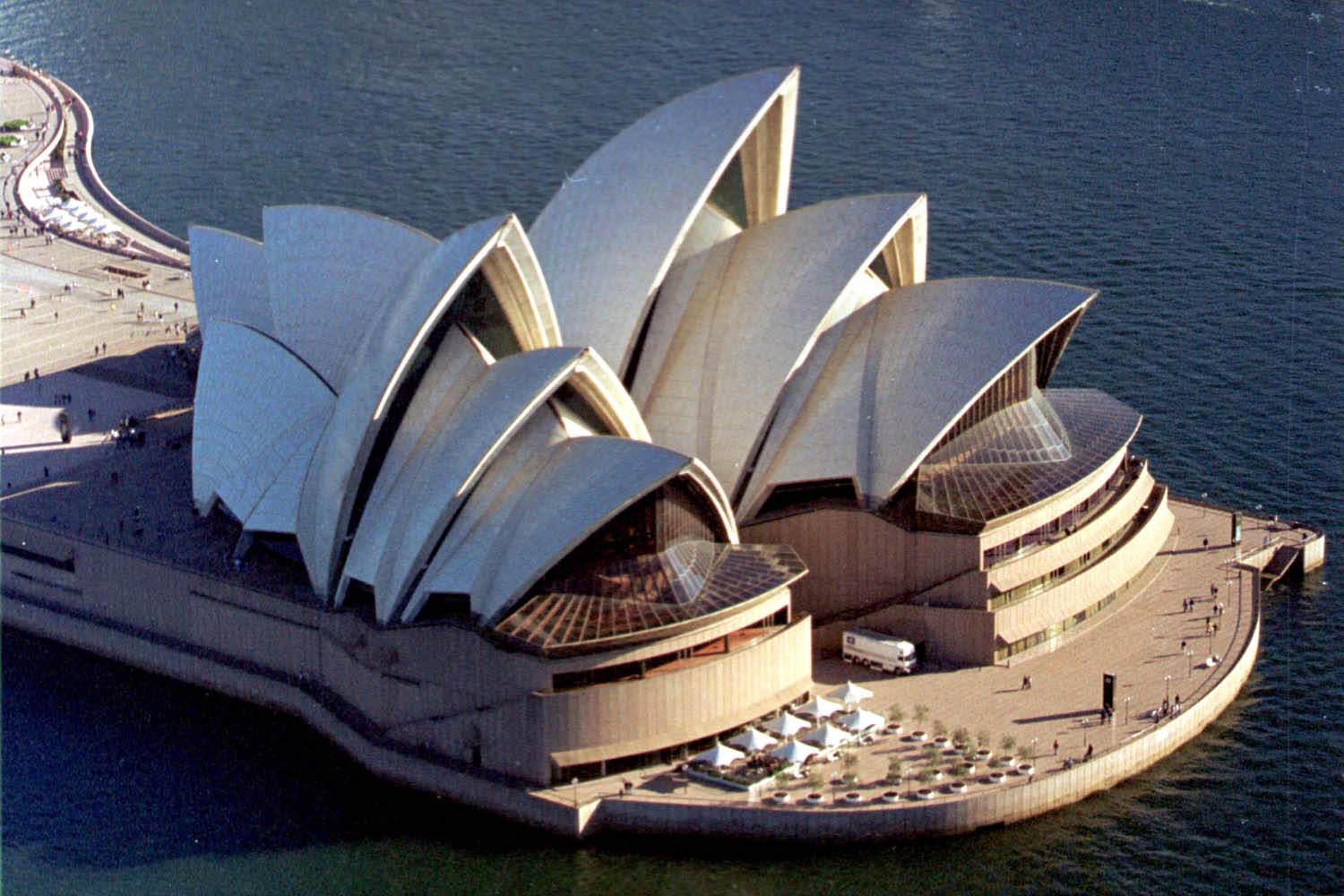 Timeline: 40 years of the Sydney Opera House - ABC News