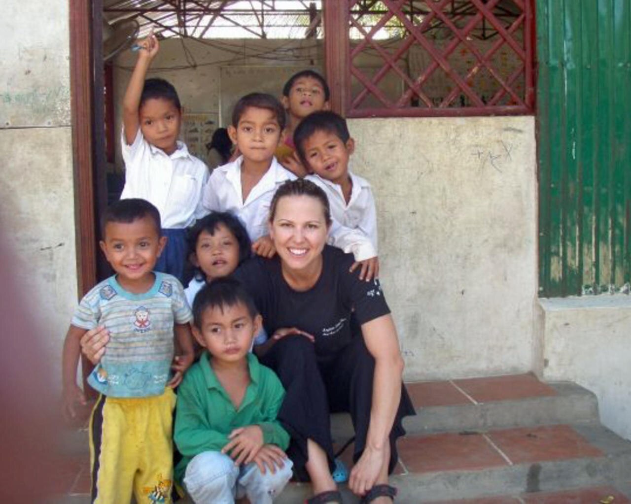 Volunteering tourism is a fast growing trend - ABC News