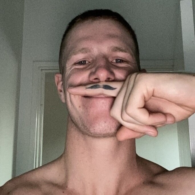 Hamish's marathon effort starts conversations in Movember - ABC listen