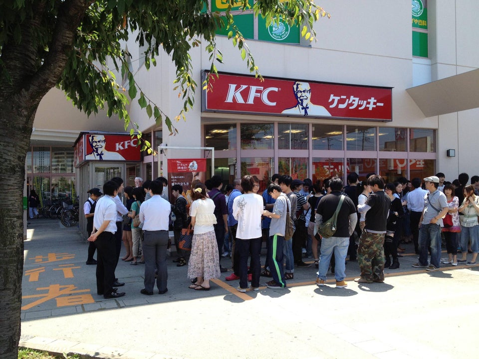 KFC, apples as gifts, Kuswar: Unusual Christmas traditions these people ...