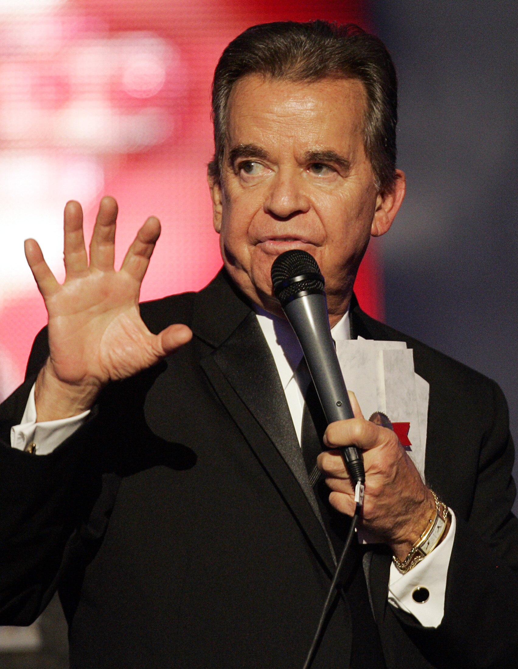 Legendary TV host Dick Clark dead at 82 - ABC News