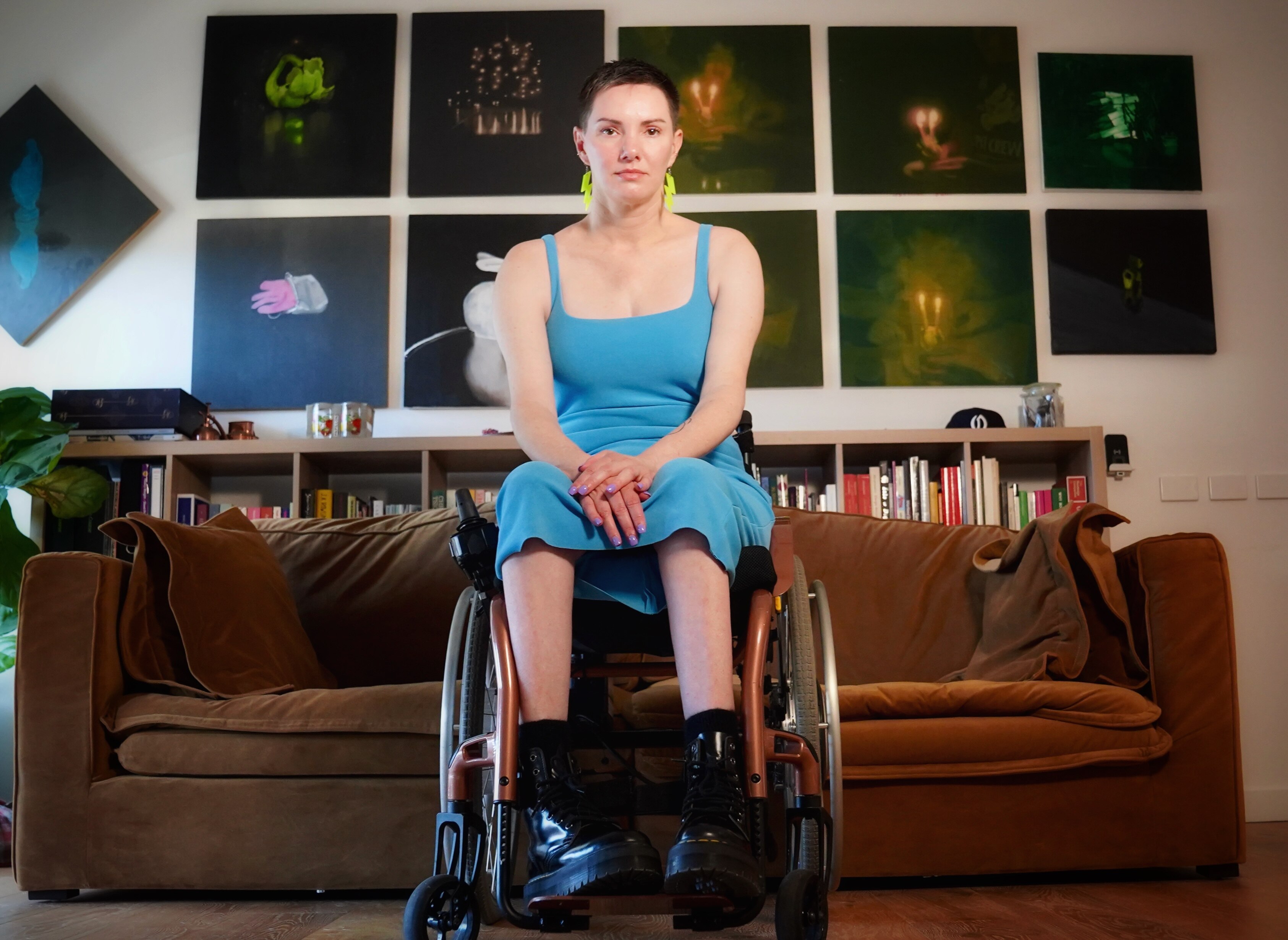 Qantas criticised over disability policies after 'appalling' treatment ...