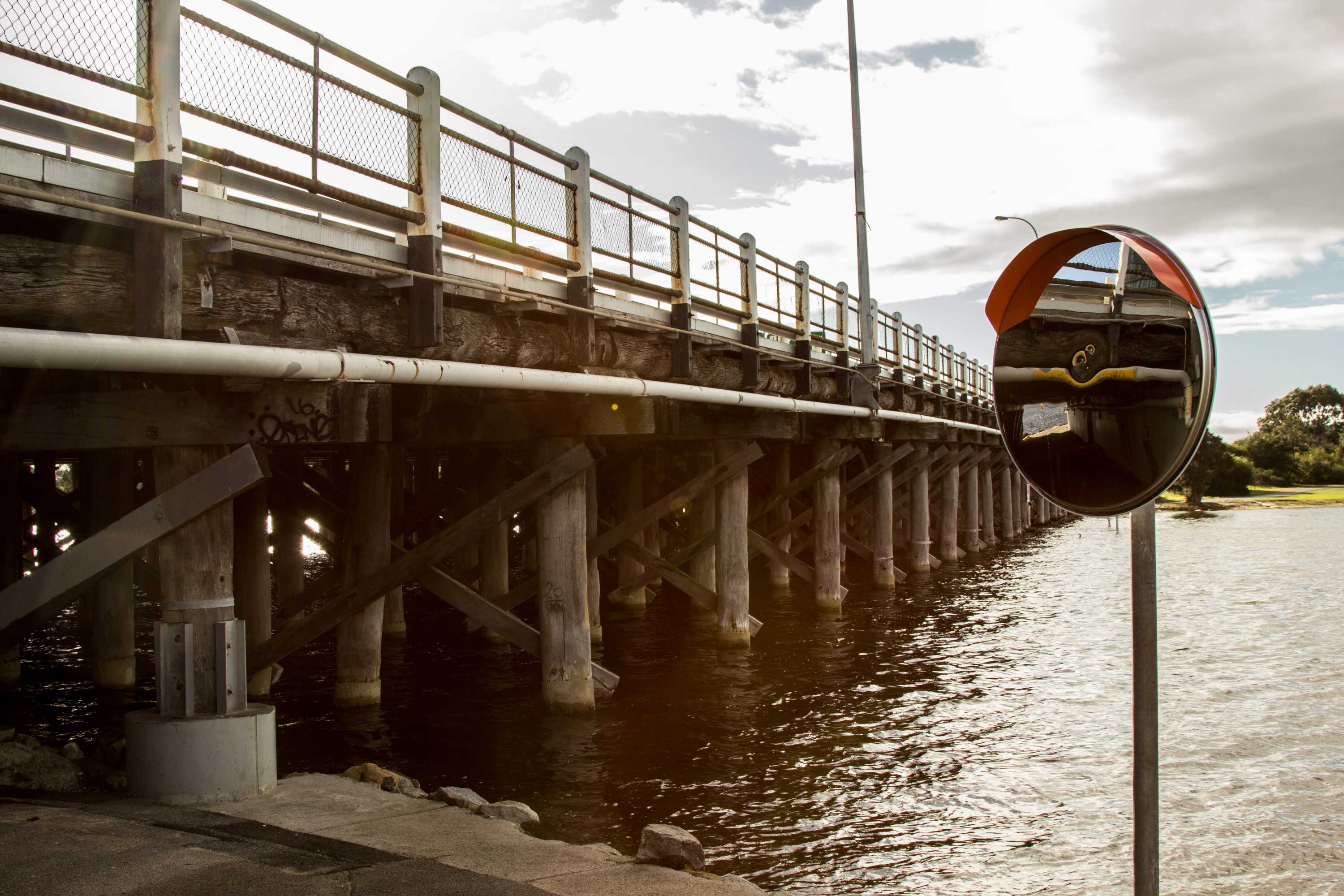 Canning Bridge: One of Perth's original timber crossings still strong ...