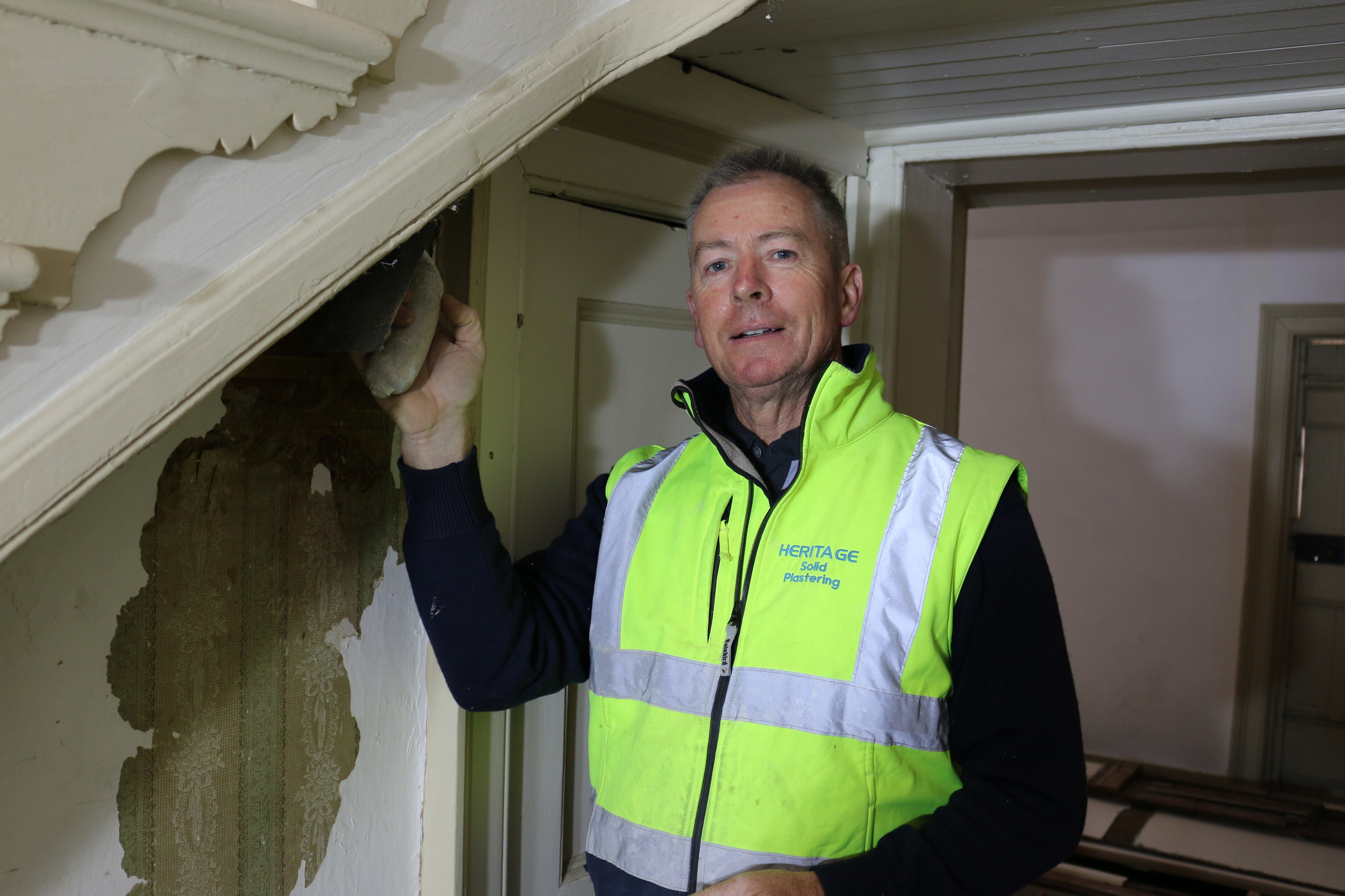 How horsehair transplant is making old buildings look young again - ABC ...