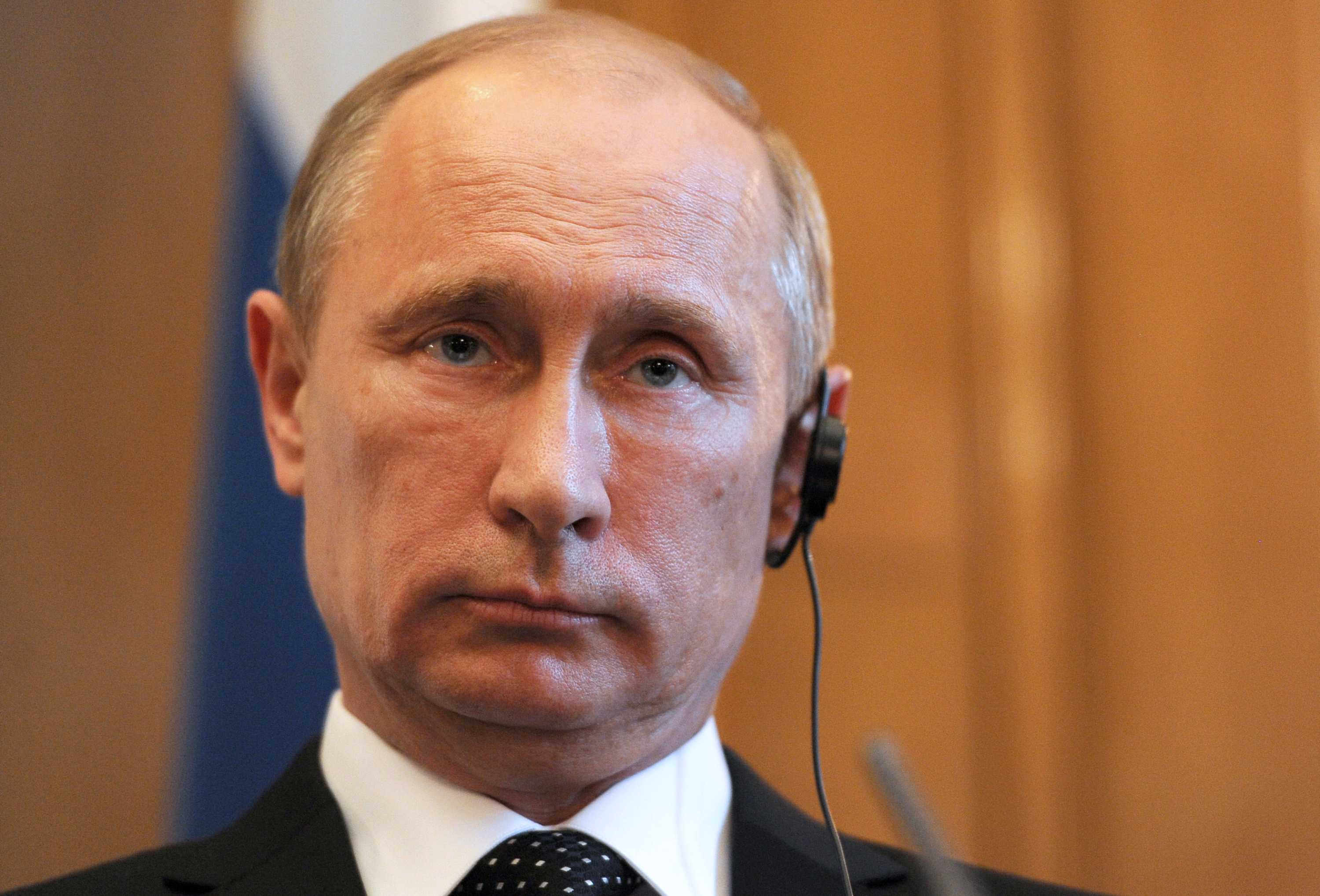 Kremlin denies Vladimir Putin stole diamond-encrusted Super Bowl ring ...