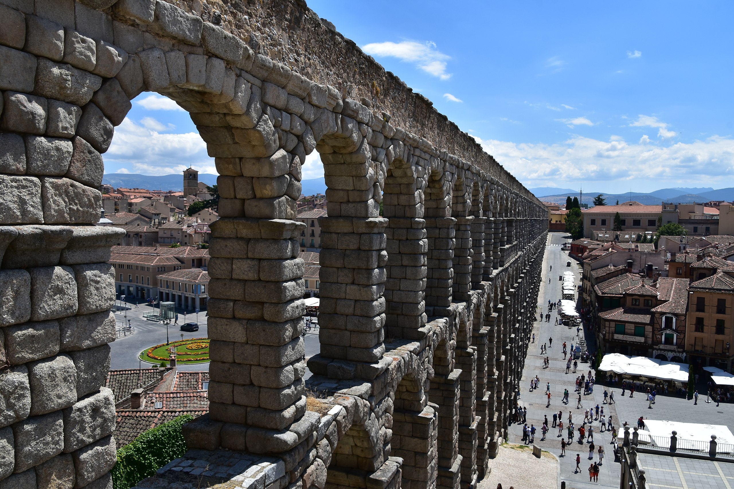 Colin Bisset's Iconic Designs — The aqueduct - ABC listen