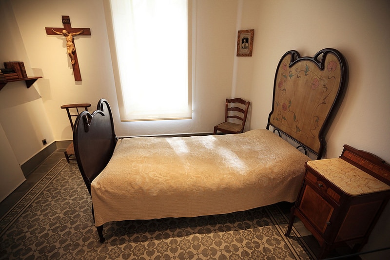 Gaudi and the light - ABC Radio National