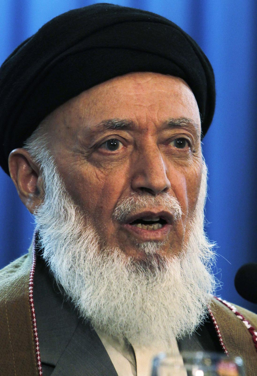 Top Afghan peace negotiator killed in bomb attack - ABC News