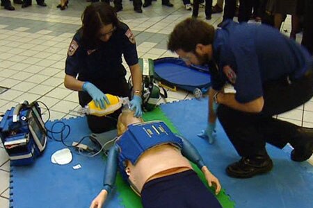 Push for more resuscitation training in country towns - ABC News