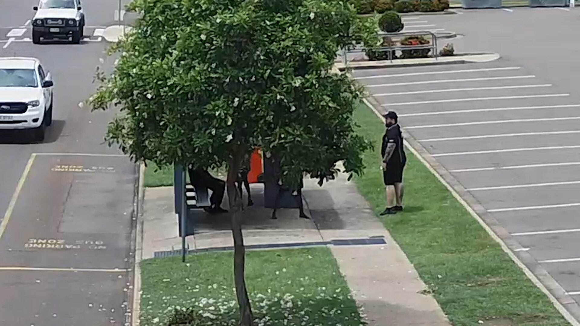 CCTV of the moment the security guard hits Jessilyn. - ABC News