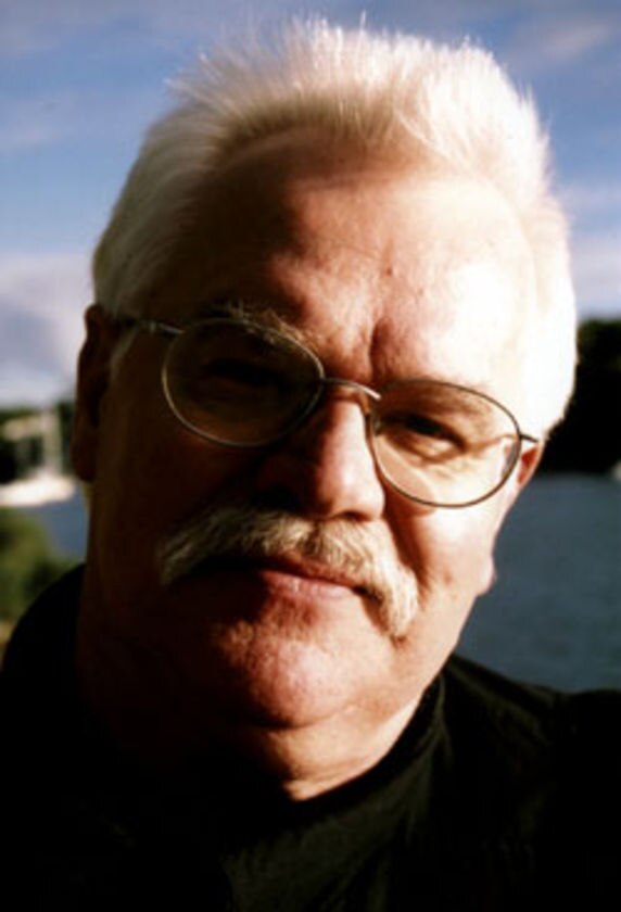 Aussie writer wins world horror award - ABC News