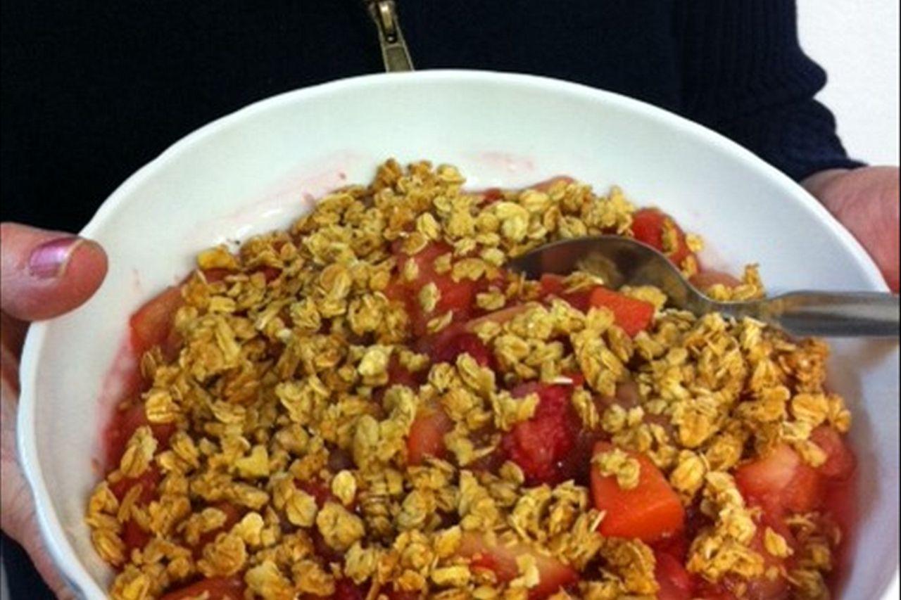 Walnut Crumble Topping - ABC News