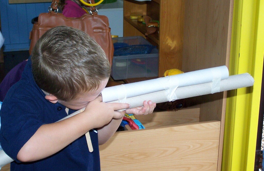 Queensland kindergarten gives toy gun licences to kids - ABC News