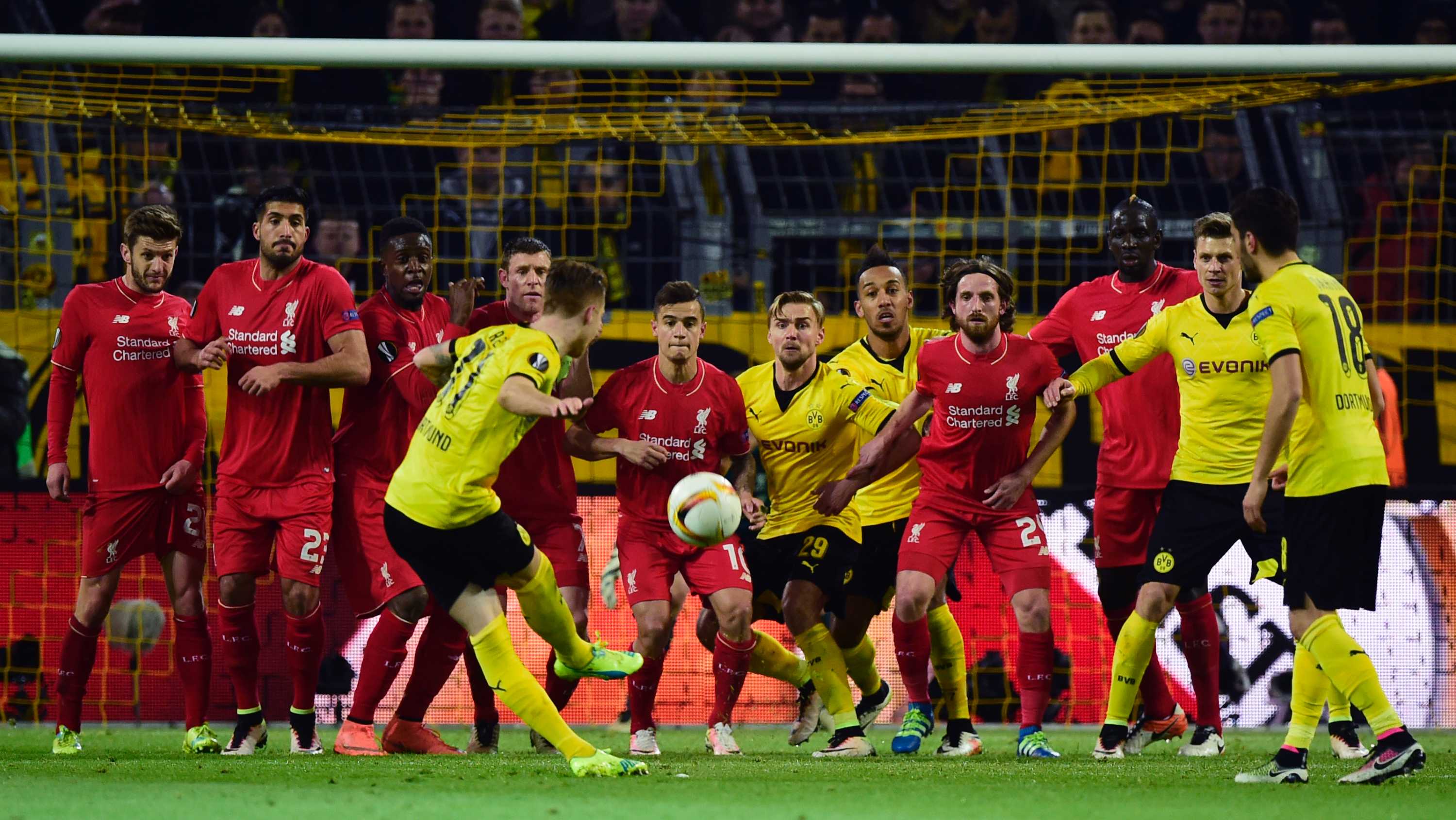 Europa League: Liverpool holds Borussia Dortmund, Sevilla wins - ABC News