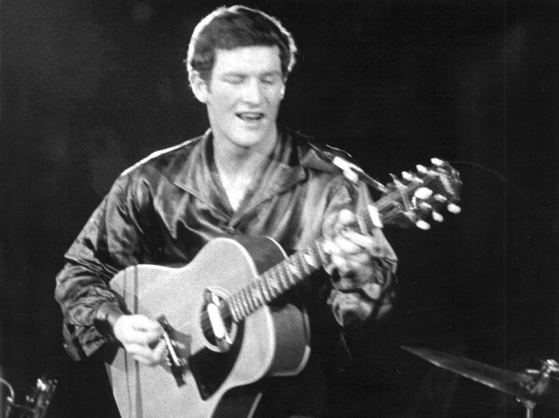 Beatles mentor Tony Sheridan dies aged 72 - ABC News
