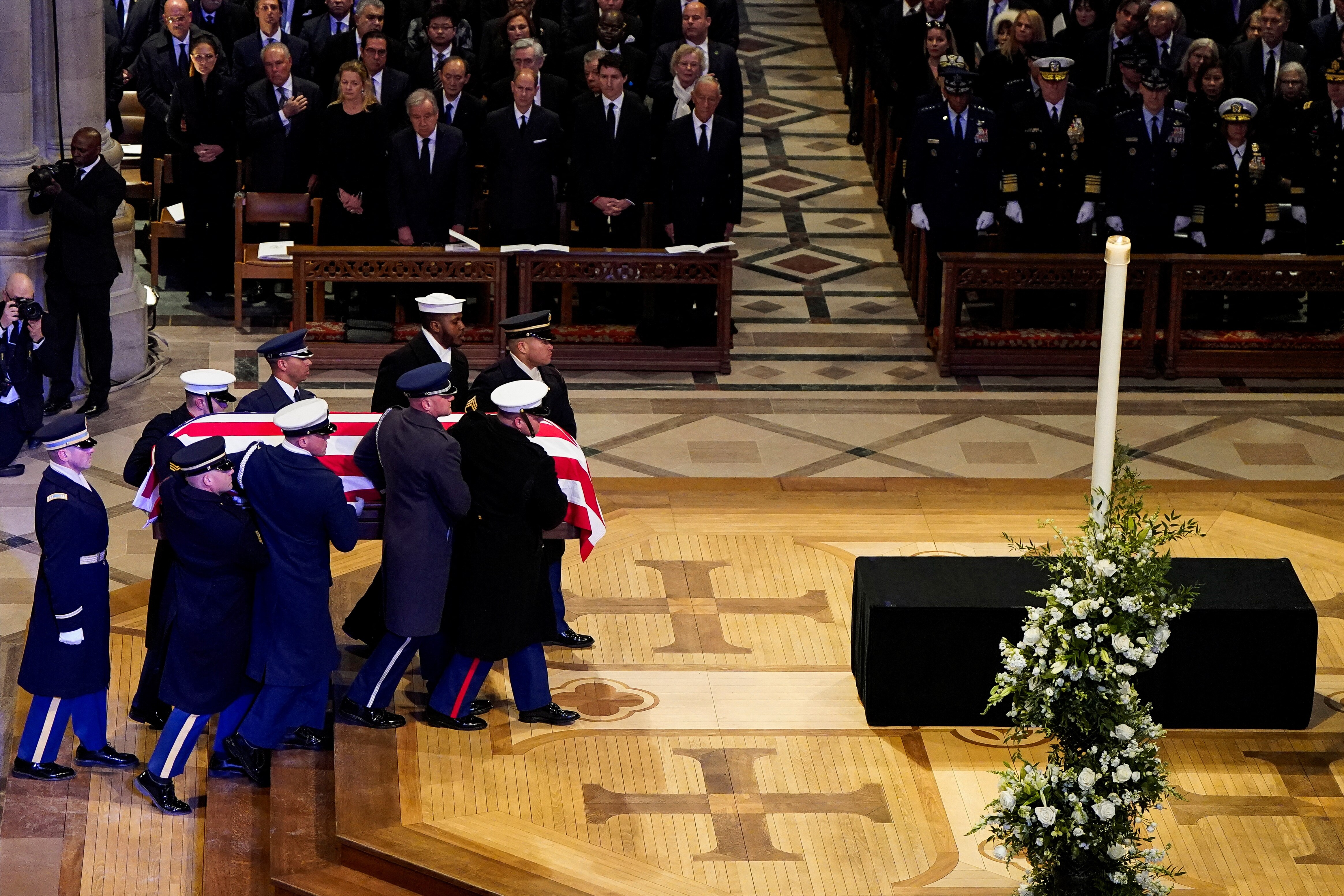 Heavy rain and thunderstorms forecast across Queensland, with potential ...
