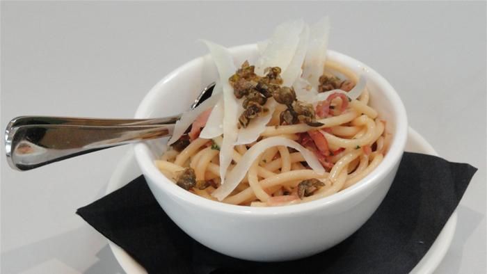 Pasta with Chilli, Garlic and Pancetta - ABC Everyday