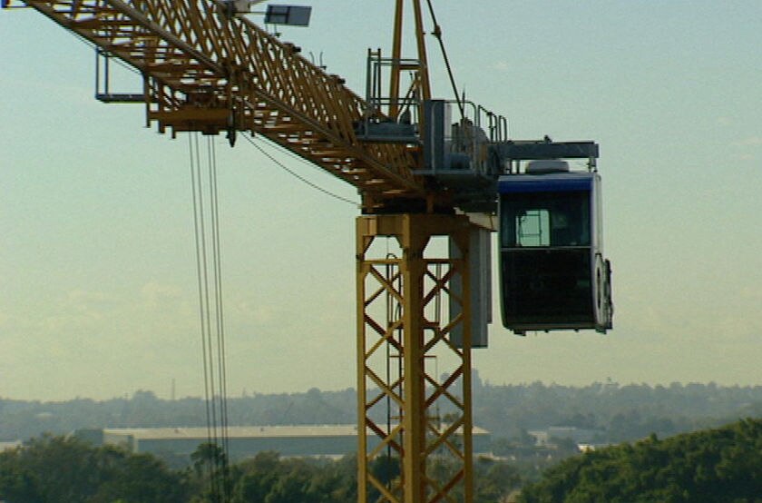 Man dies in 45m fall from crane - ABC News