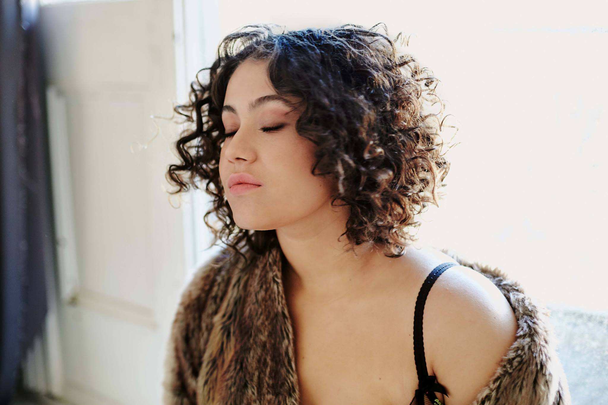 Meet Odette: the 20-year-old behind 'Watch Me Read You' - triple j