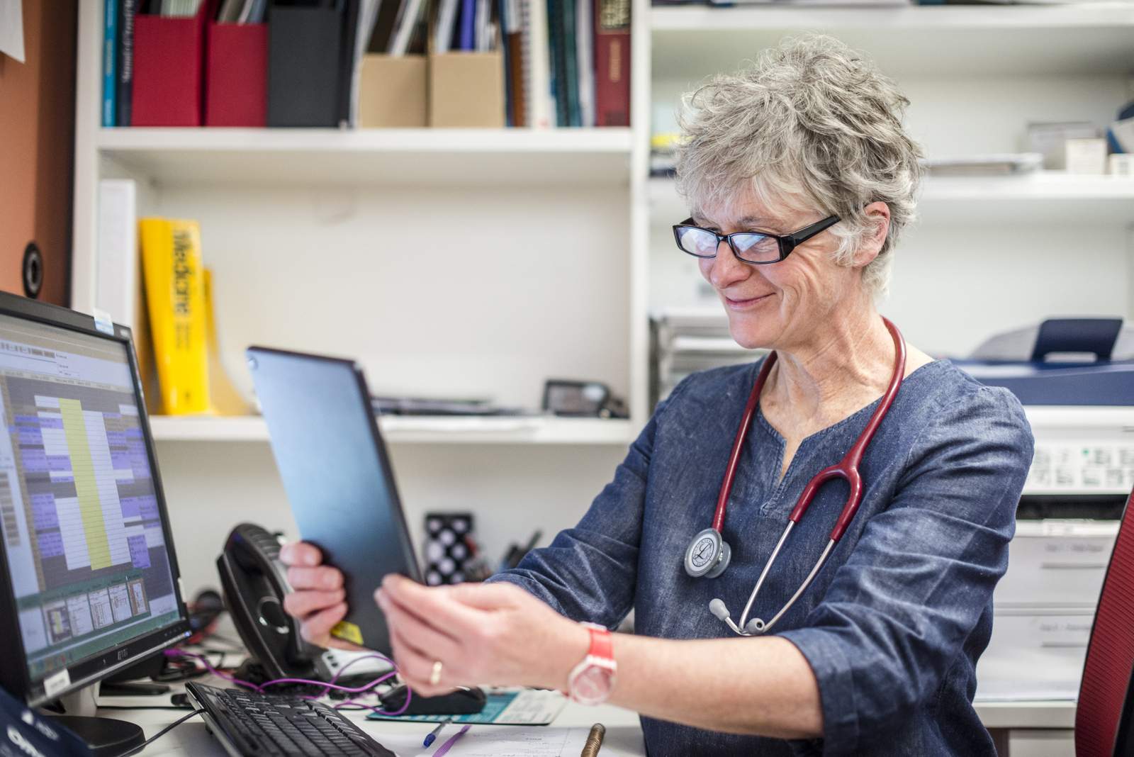 Looking after COVID-positive patients at home - ABC listen