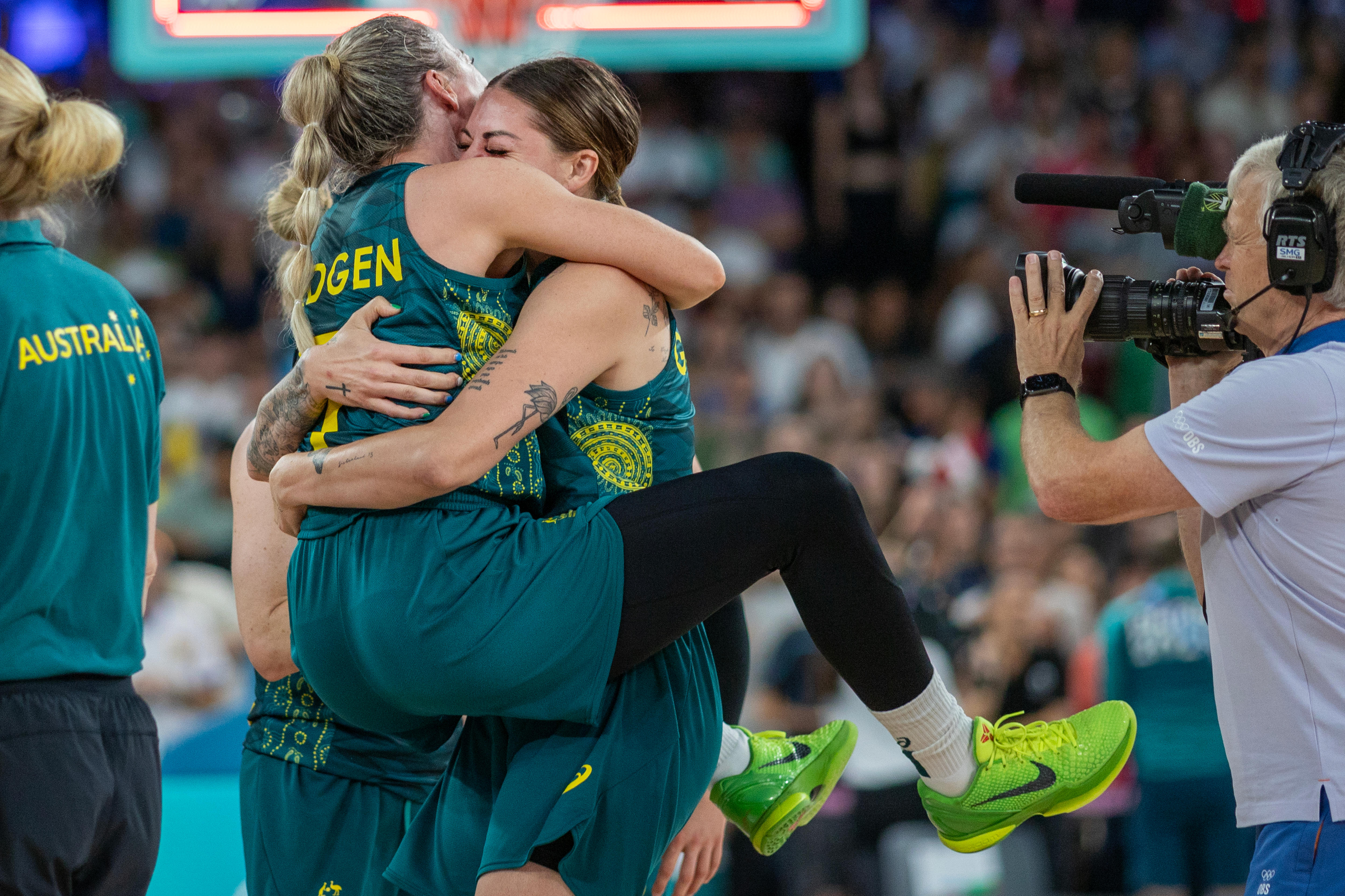 Opals captain Tess Madgen announces her retirement from basketball ...