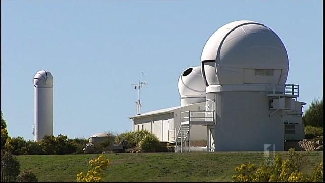 ABC News: Space debris: the accuracy of space lasers - ABC Education