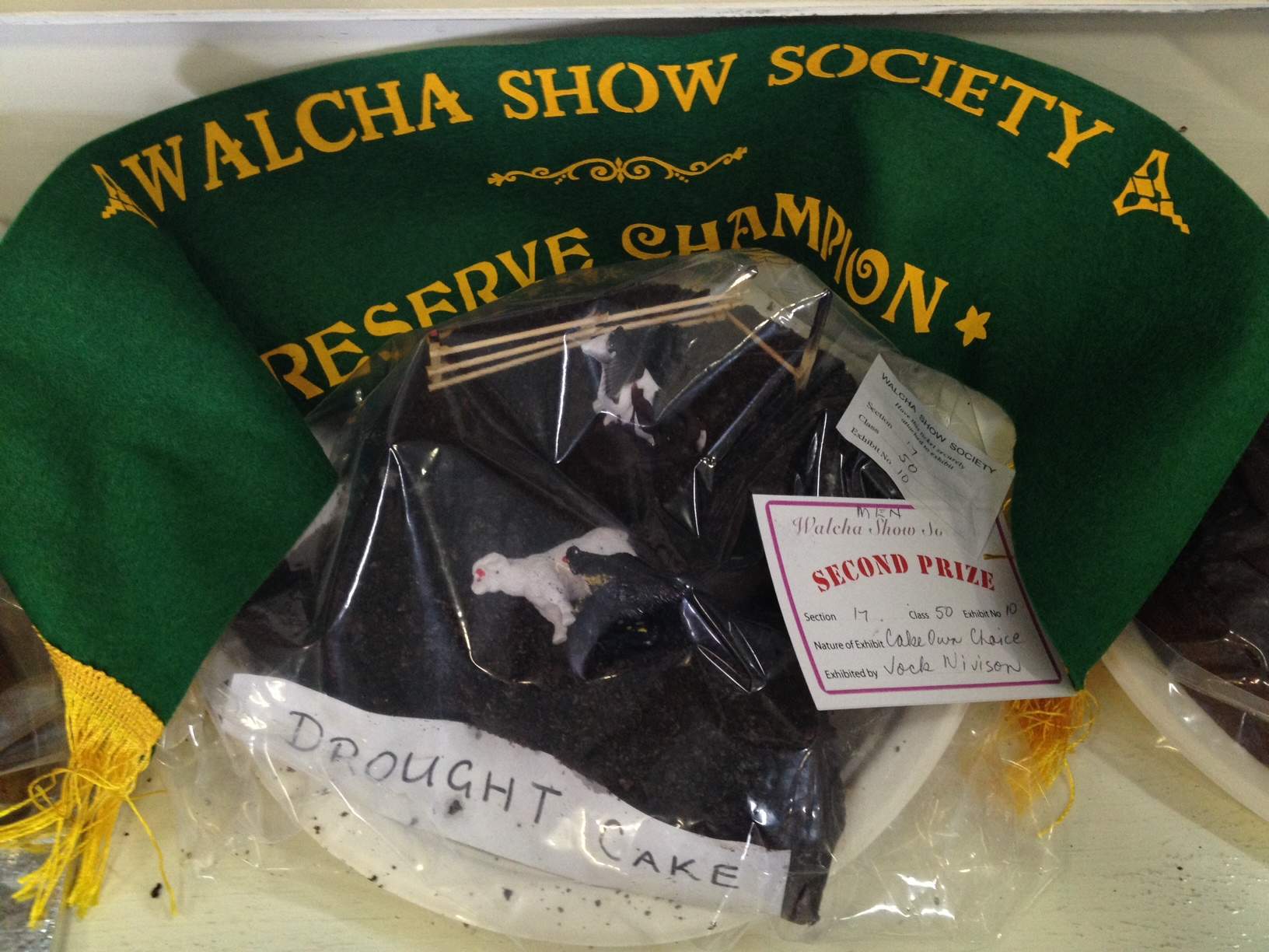A slice of drought humour takes the cake at the Walcha Show - ABC News