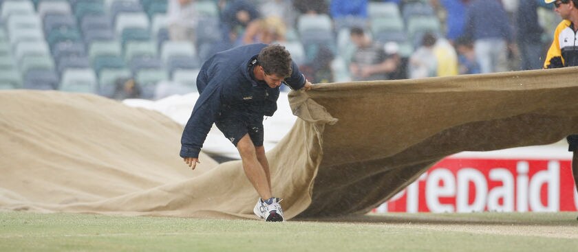 Perth pitch a blast from past - ABC News