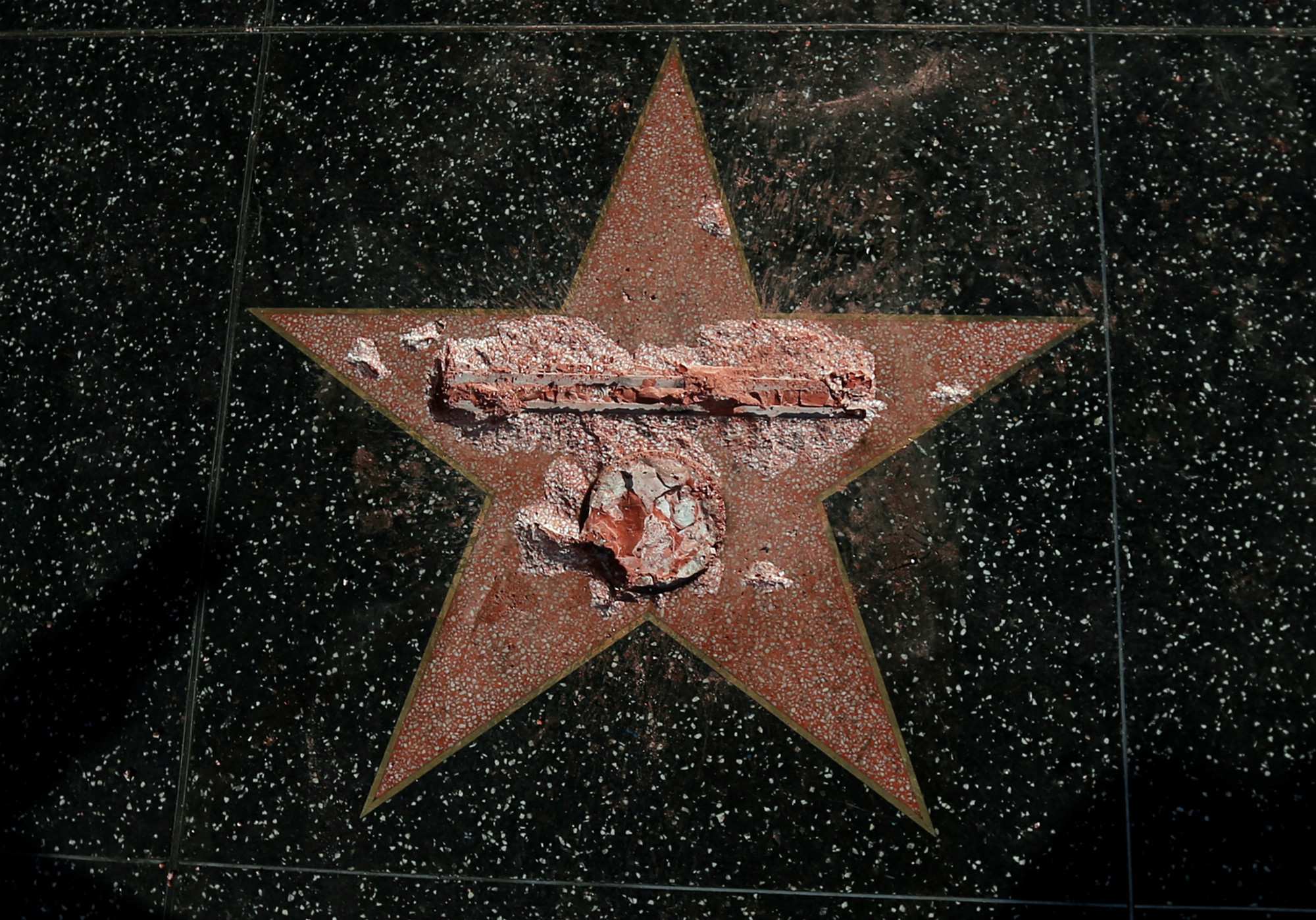 Donald Trump star on Hollywood Walk of Fame vandalised - ABC News