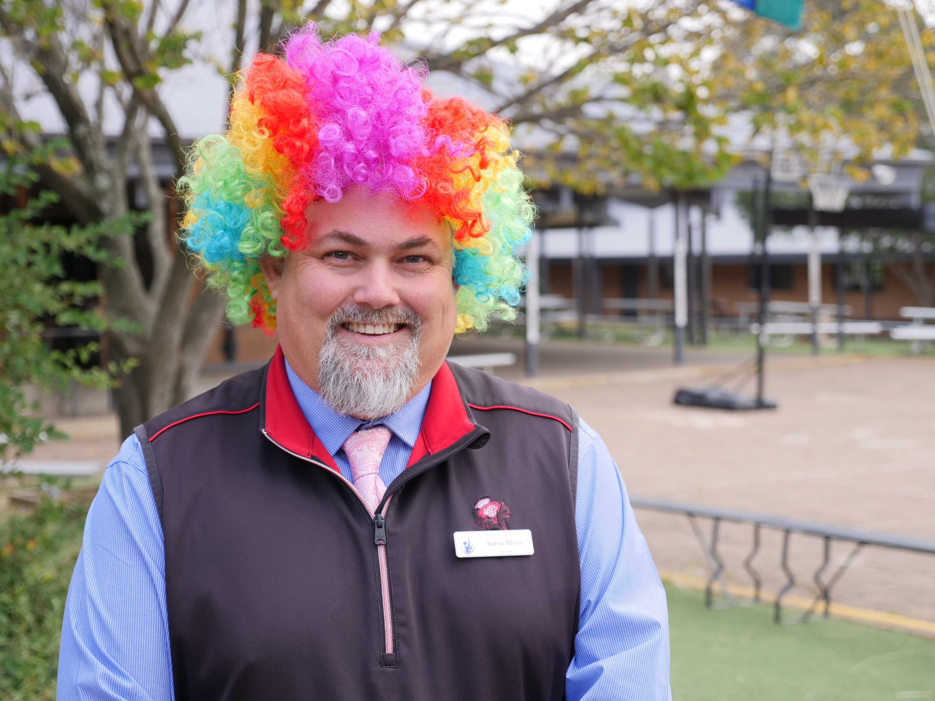 Hunter Valley principal helps students laugh through COVID-19 with loud ...