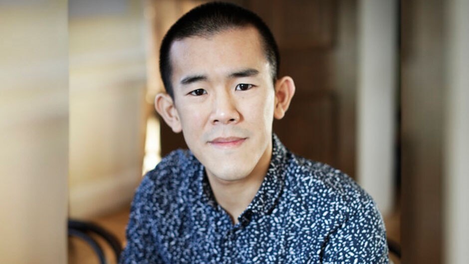 There's a sensory world unavailable to humans. So Ed Yong tried to ...