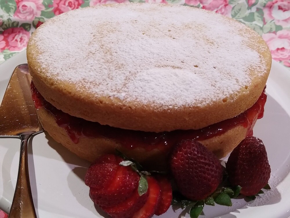 Victoria Sponge Cake - ABC News