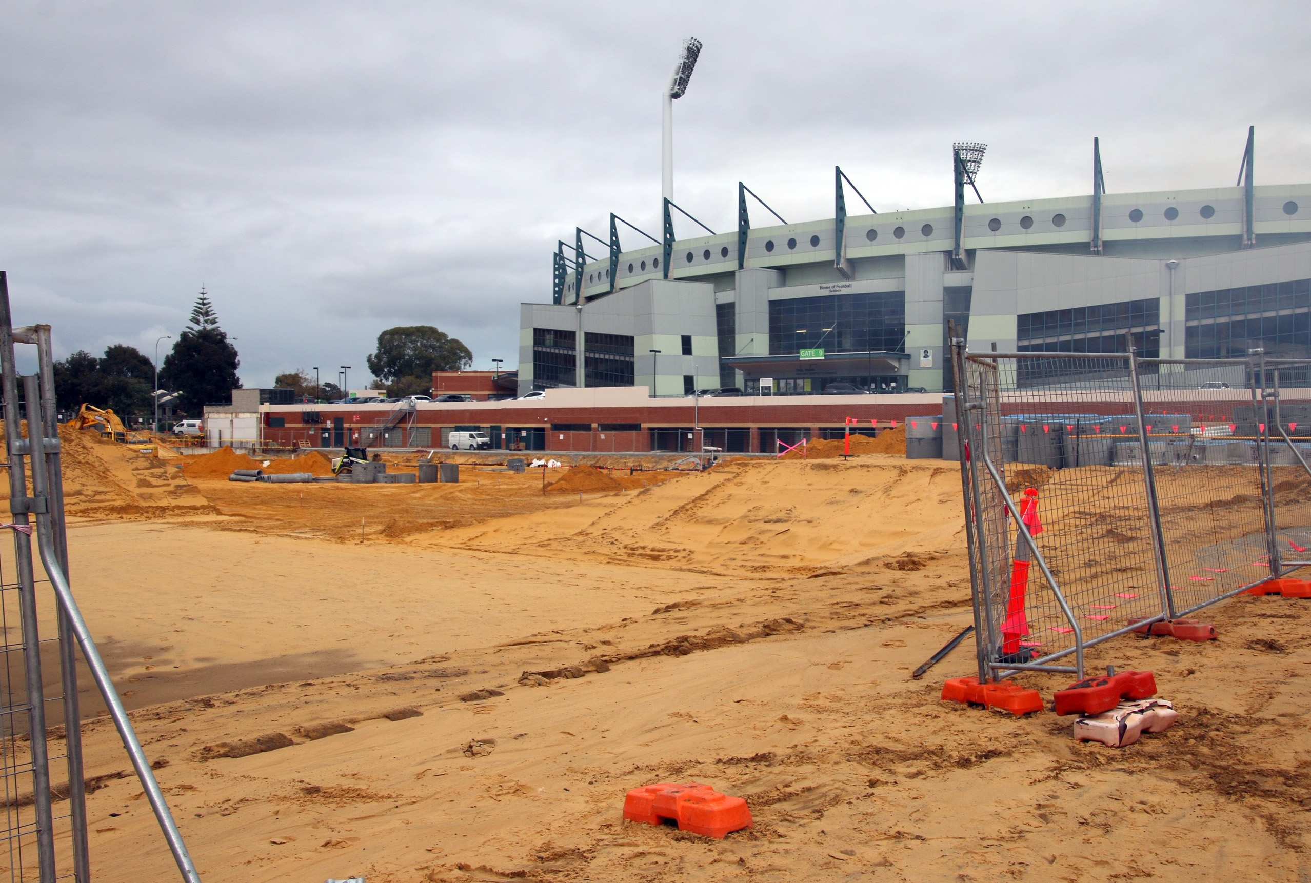 Subiaco Oval grandstands may survive wrecking ball in new inner city ...