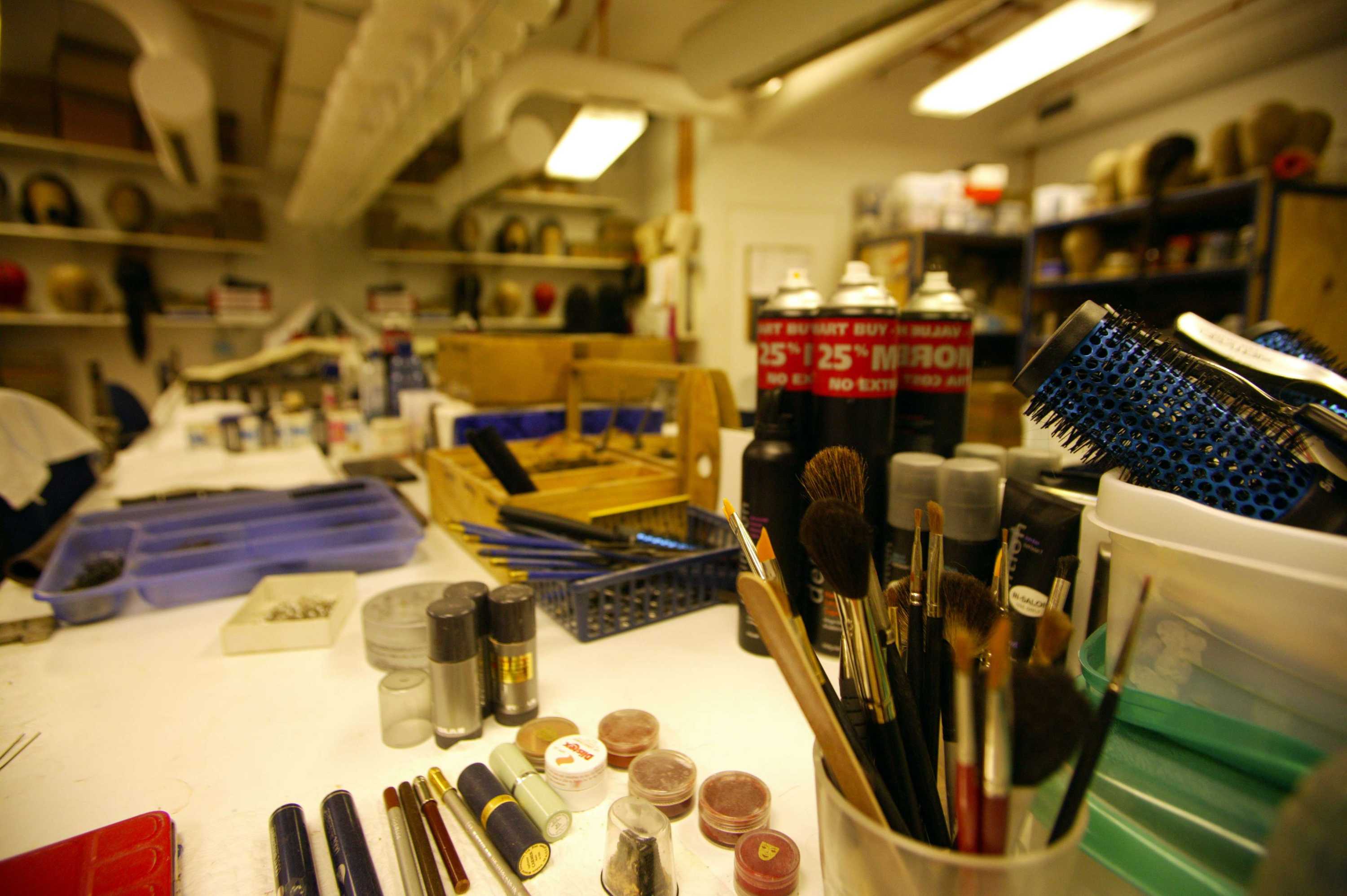 Sydney Opera House dressing rooms, costumes and gossip on show during ...